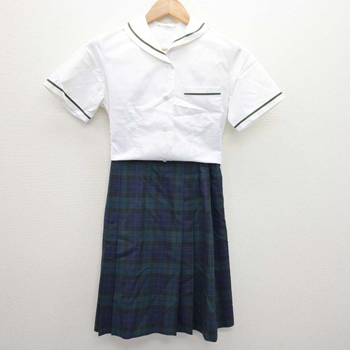 【中古】富山県 富山国際大学付属高等学校旧制服 女子制服 3点 シャツ・スカート Sf066551 中古制服通販パレイド