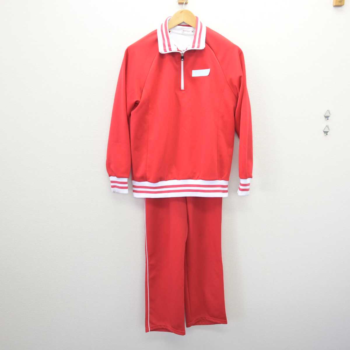 【中古】福岡県 博多女子高等学校 女子制服 3点 ジャージ 上・体操服 上・ジャージ 下 Sf067001 中古制服通販パレイド