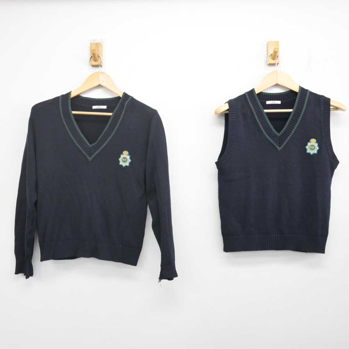 【中古】福岡県 九州産業大学付属九州高等学校 女子制服 2点 ニット・ニットベスト Sf071532 中古制服通販パレイド