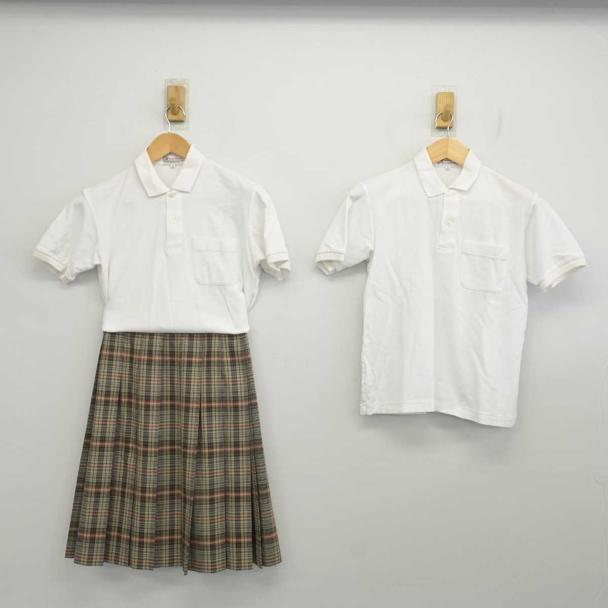 【中古】群馬県 高崎市立佐野中学校 女子制服 3点 シャツ・スカート Sf072221 中古制服通販パレイド