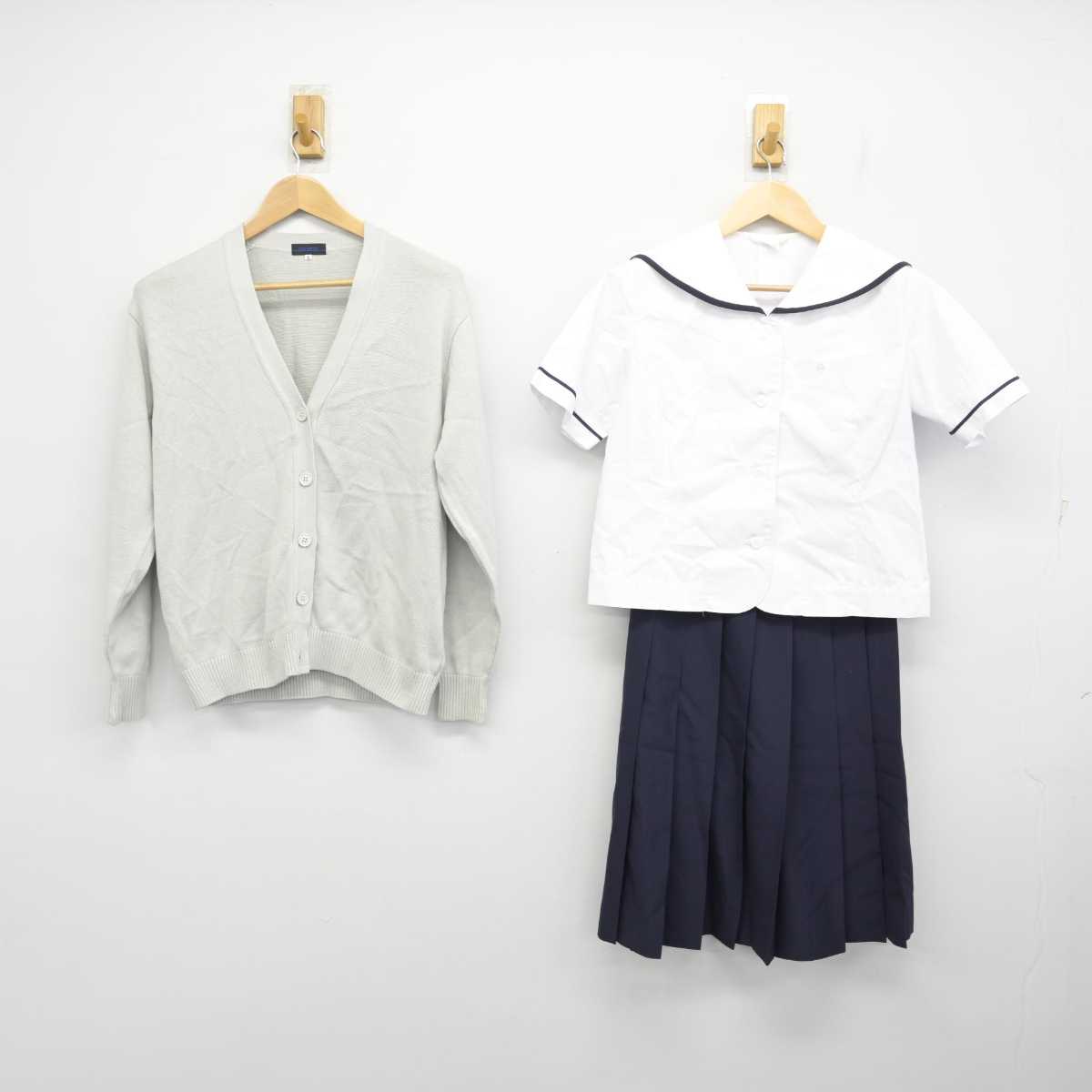 【中古】奈良県 奈良女子高等学校 女子制服 3点 ニット・シャツ・スカート Sf073080 中古制服通販パレイド