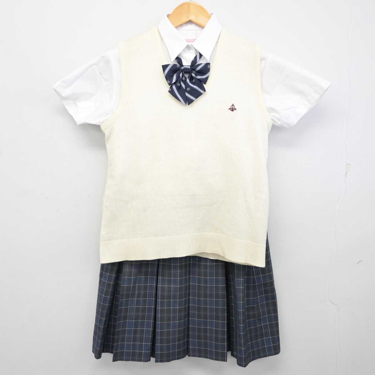 【中古】京都府 大谷中学・高等学校 女子制服 4点 ニットベスト・シャツ・スカート Sf074479 中古制服通販パレイド