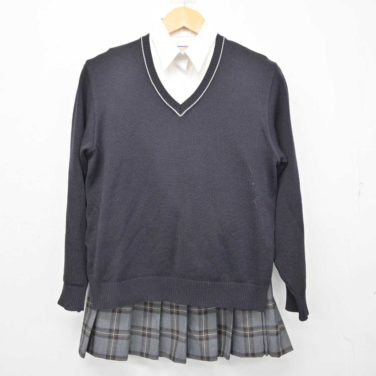 【中古】埼玉県 栄東中学・高等学校 女子制服 3点 ニット・シャツ・スカート Sf074731 中古制服通販パレイド