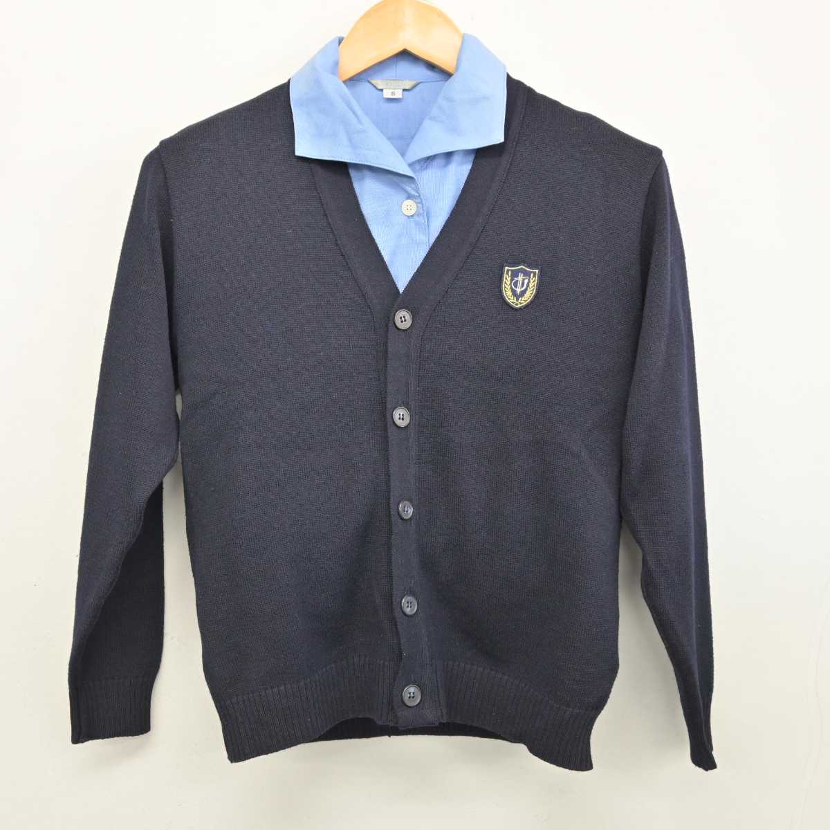 【中古】長崎県 聖和女子学院中学校・高等学校 女子制服 2点 ニット・シャツ Sf075680 中古制服通販パレイド
