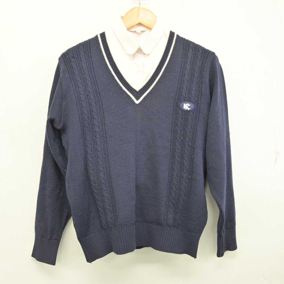 【中古】埼玉県 久喜高等学校 女子制服 2点 ニット・シャツ Sf076040 中古制服通販パレイド