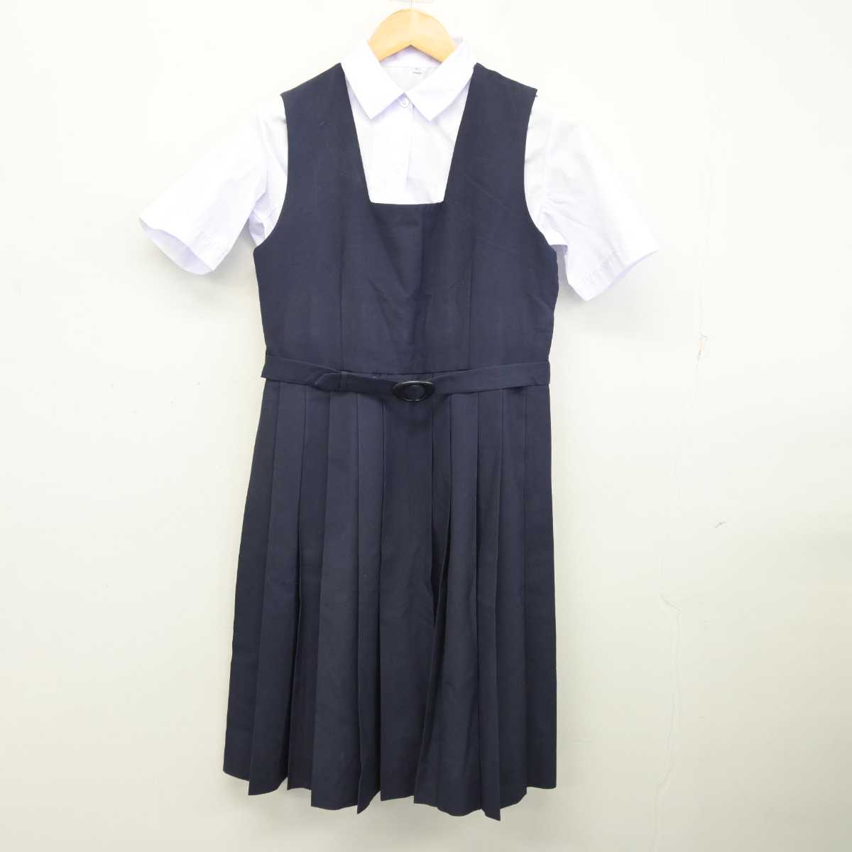 【中古】埼玉県 菖蒲中学校旧制服 女子制服 2点 シャツ・ジャンパースカート Sf076052 中古制服通販パレイド