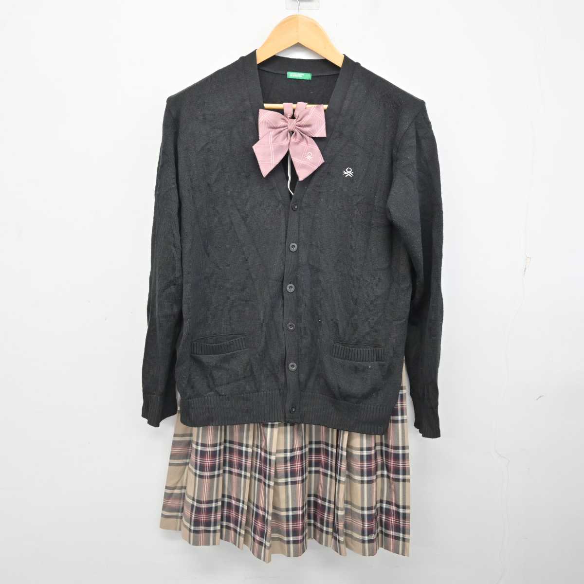 【中古】岡山県 岡山龍谷高等学校 女子制服 3点 ニット・スカート Sf077189 中古制服通販パレイド