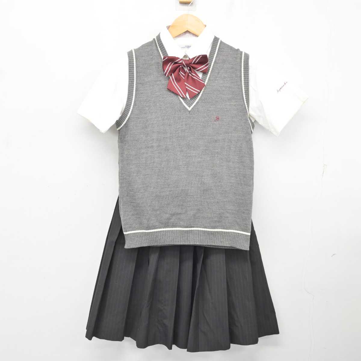 【中古】大阪府 狭山高等学校 女子制服 4点 ニットベスト・シャツ・スカート Sf077281 中古制服通販パレイド
