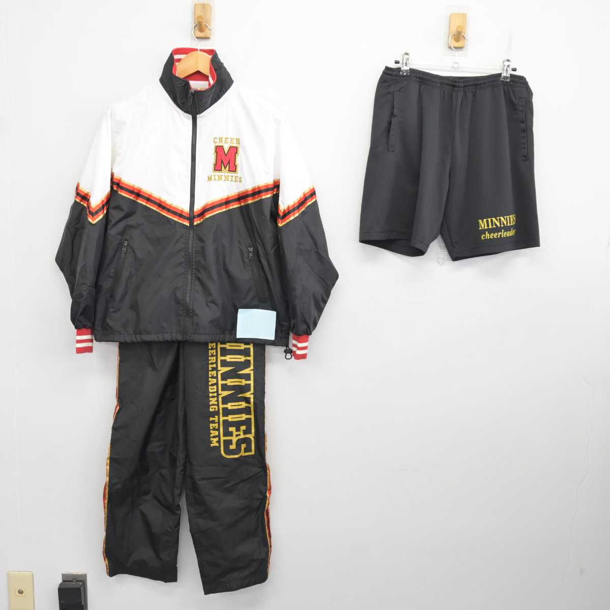 【中古】愛知県 学校法人南山学園聖霊高等学校チアリーディング部 女子制服 3点 ジャージ 上・その他アイテム・ジャージ 下 Sf077