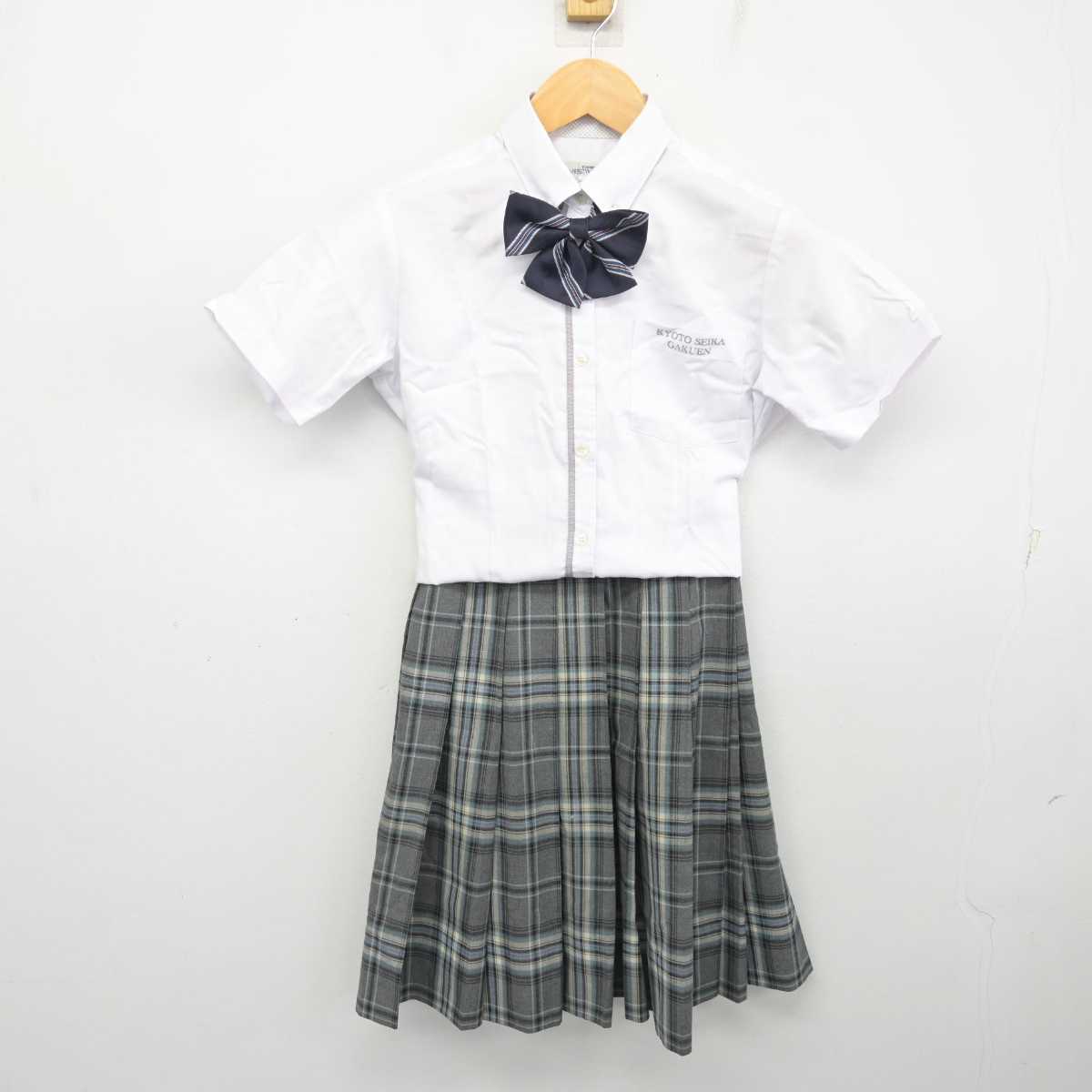 【中古】京都府 京都精華学園高等学校 女子制服 3点 シャツ・スカート Sf079539 中古制服通販パレイド