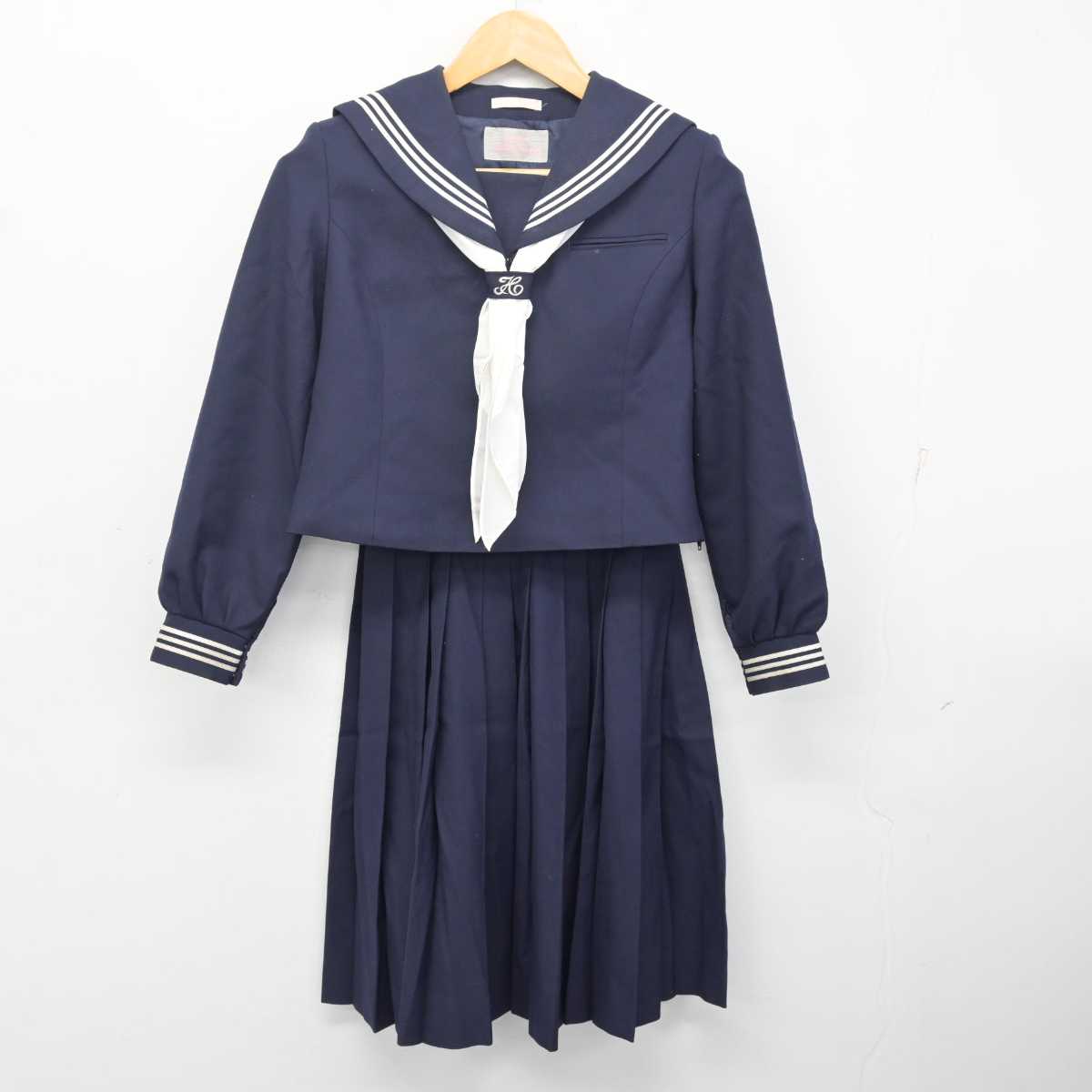 【中古】茨城県 古河第二中学校 女子制服 3点 セーラー服・スカート Sf080322 中古制服通販パレイド