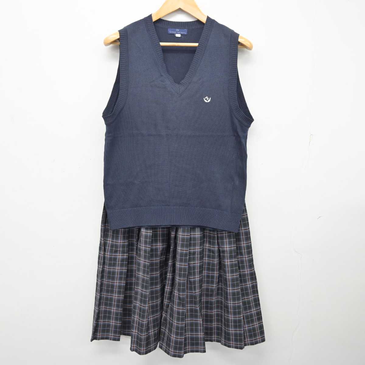 【中古】福岡県 箱崎中学校 女子制服 2点 ニットベスト・スカート Sf080343 中古制服通販パレイド