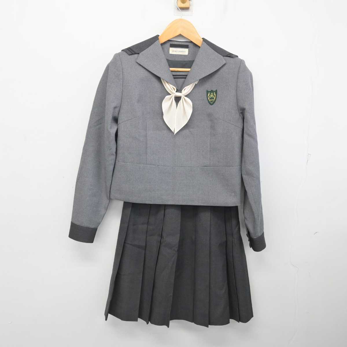【中古】岡山県 山陽学園高等学校 女子制服 3点 セーラー服・スカート Sf080945 中古制服通販パレイド