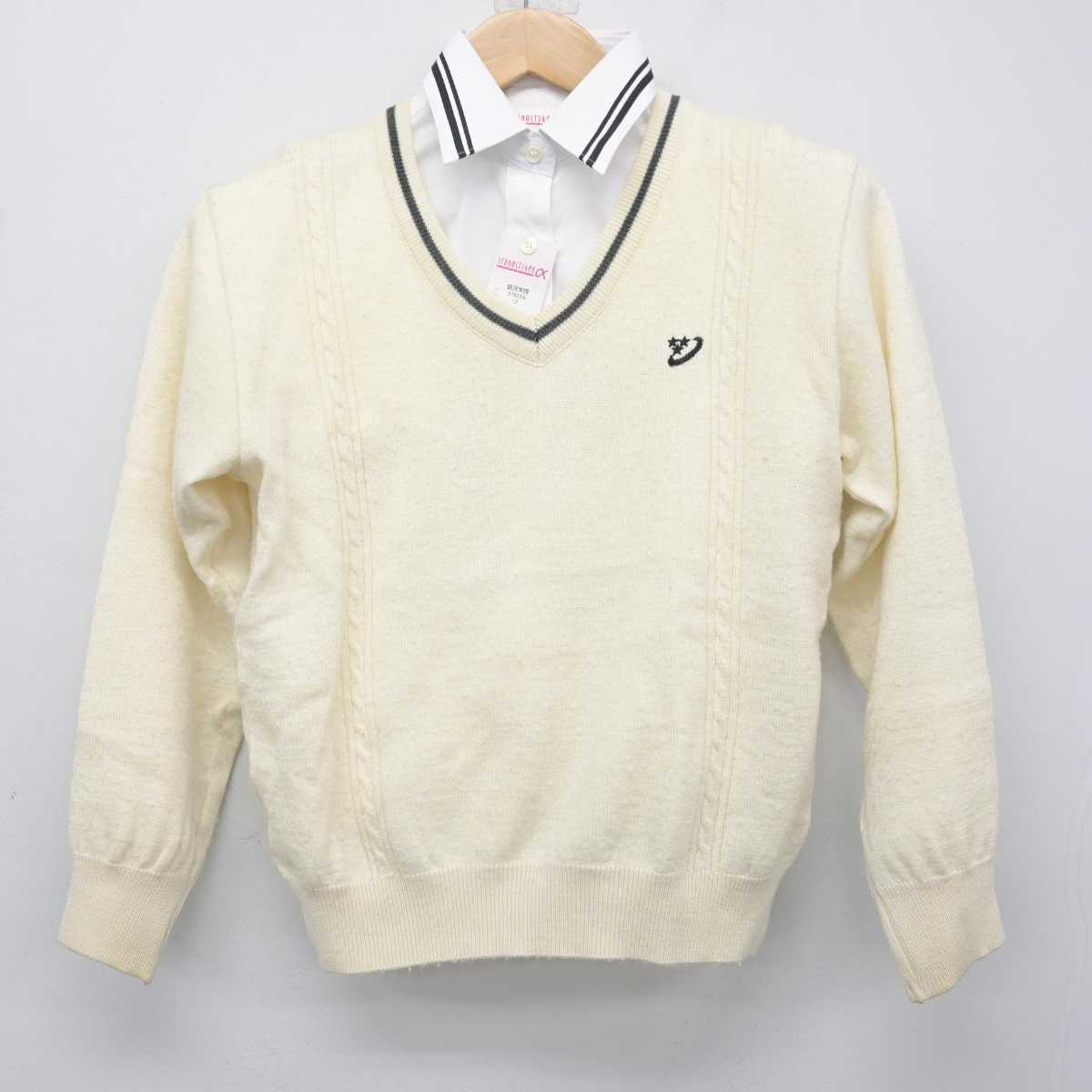 【中古】広島県 銀河学院高等学校 女子制服 2点 ニット・シャツ Sf081439 中古制服通販パレイド