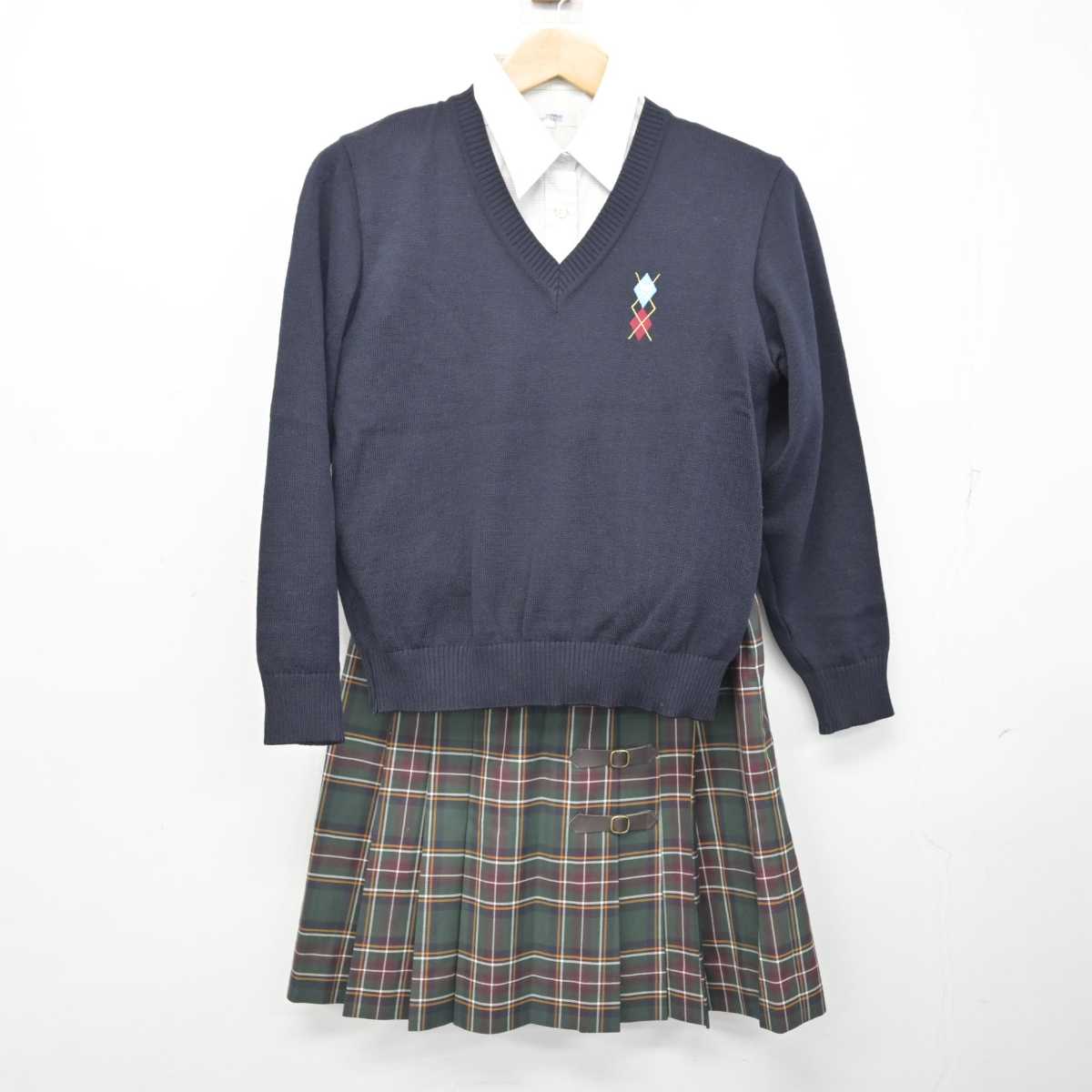 【中古】東京都 八王子実践中学校・高等学校 女子制服 3点 ニット・シャツ・スカート Sf081462 中古制服通販パレイド