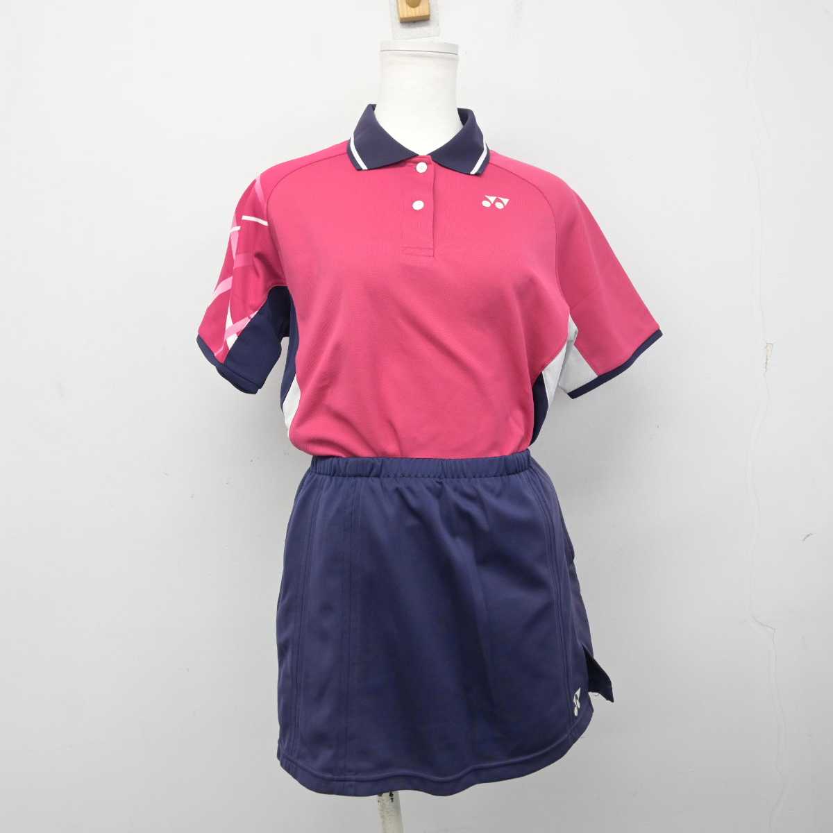 【中古】福岡県 福岡市立警固中学校旧制服ソフトテニス部 女子制服 4点 部活ユニフォーム 上・部活ユニフォーム 下・その他アイテム