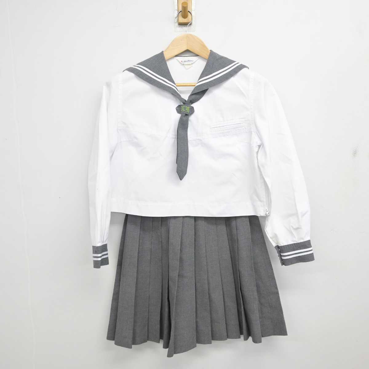 【中古】山形県 日本大学山形高等学校 女子制服 3点 セーラー服・スカート Sf081767 中古制服通販パレイド