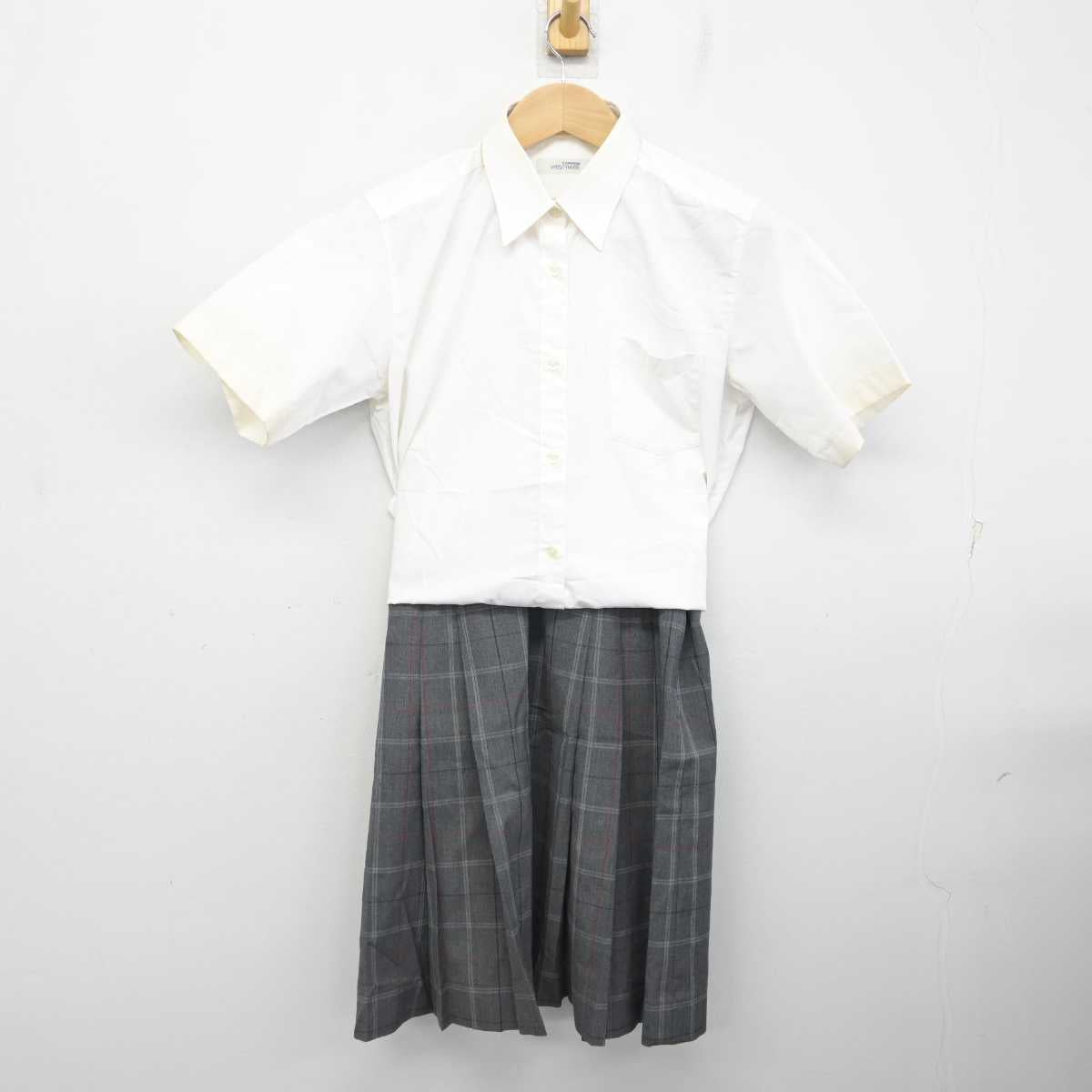 【中古】福島県 白河実業高等学校 旧制服 女子制服 2点 シャツ・スカート Sf085059 中古制服通販パレイド