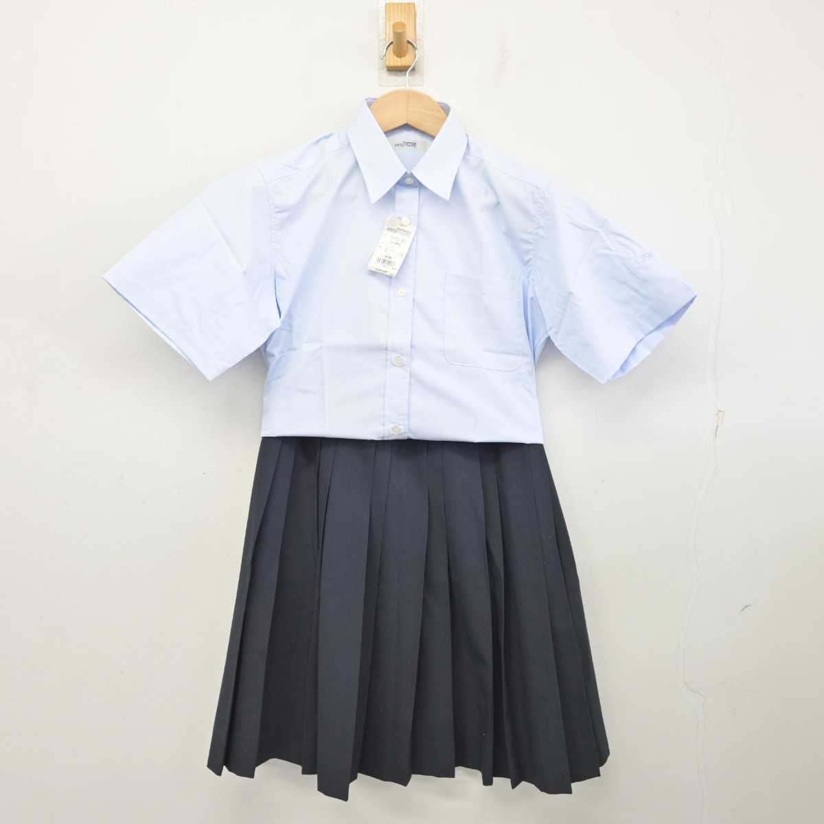【中古】大阪府 吹田東高等学校 女子制服 2点 シャツ・スカート Sf086373 中古制服通販パレイド