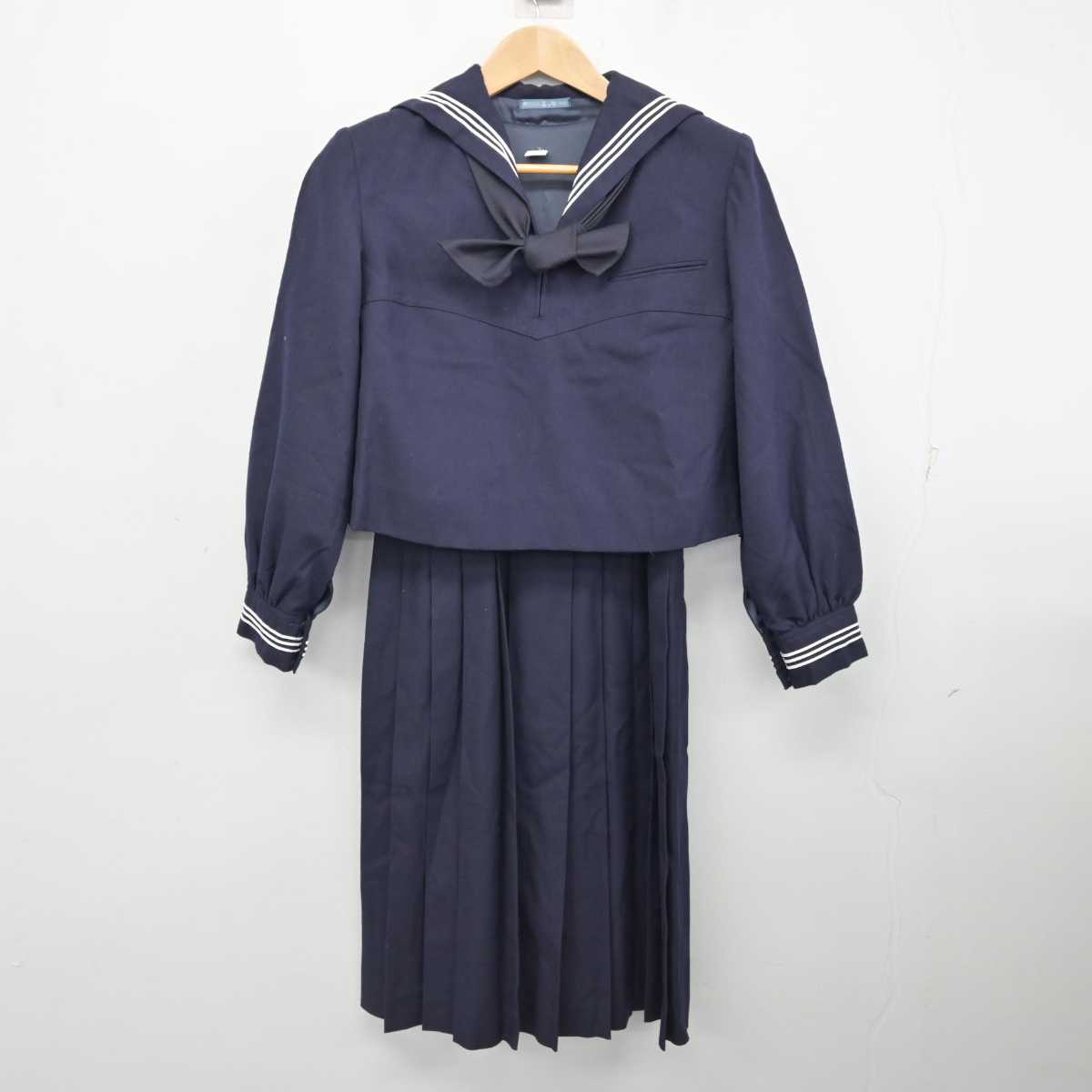 【中古】東京都 豊島岡女子学園 中学校・高等学校 女子制服 3点 セーラー服・ジャンパースカート Sf086920 中古制服通販パレイド