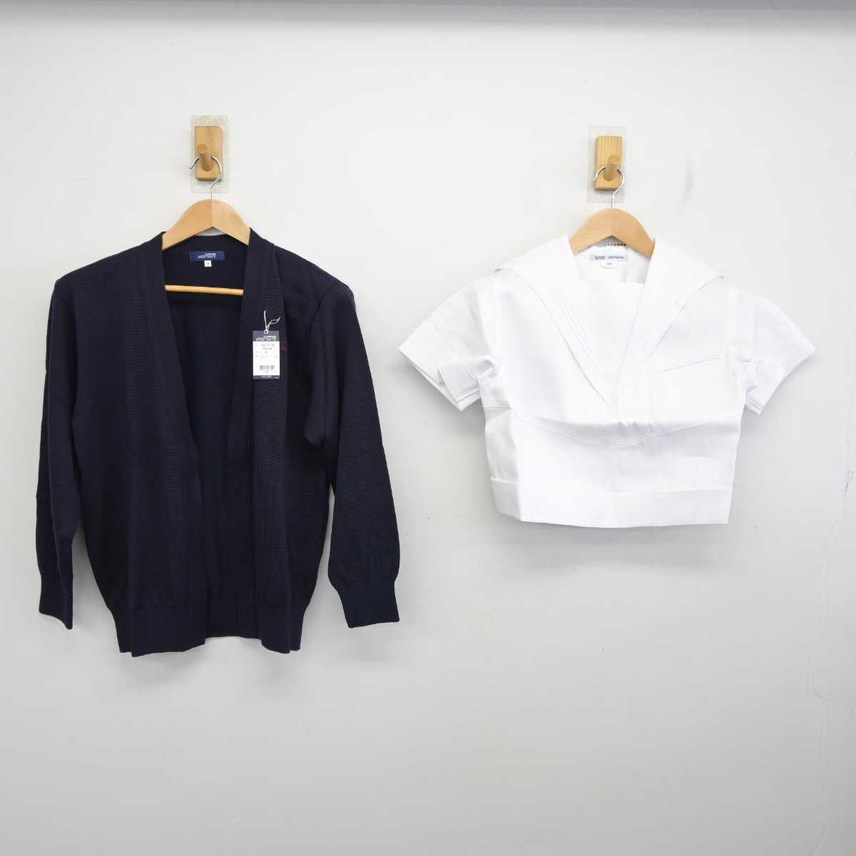 【中古】福岡県 西南女学院高等学校 女子制服 2点 ニット・セーラー服 Sf086975 中古制服通販パレイド