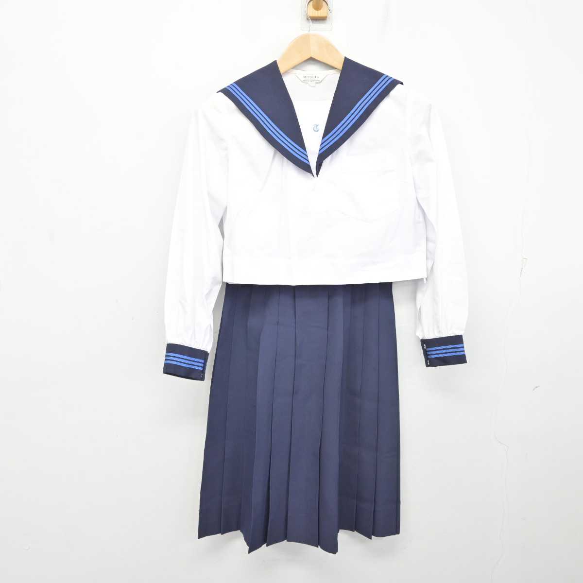 【中古】熊本県 東稜高等学校 女子制服 2点 セーラー服・スカート Sf089132 中古制服通販パレイド