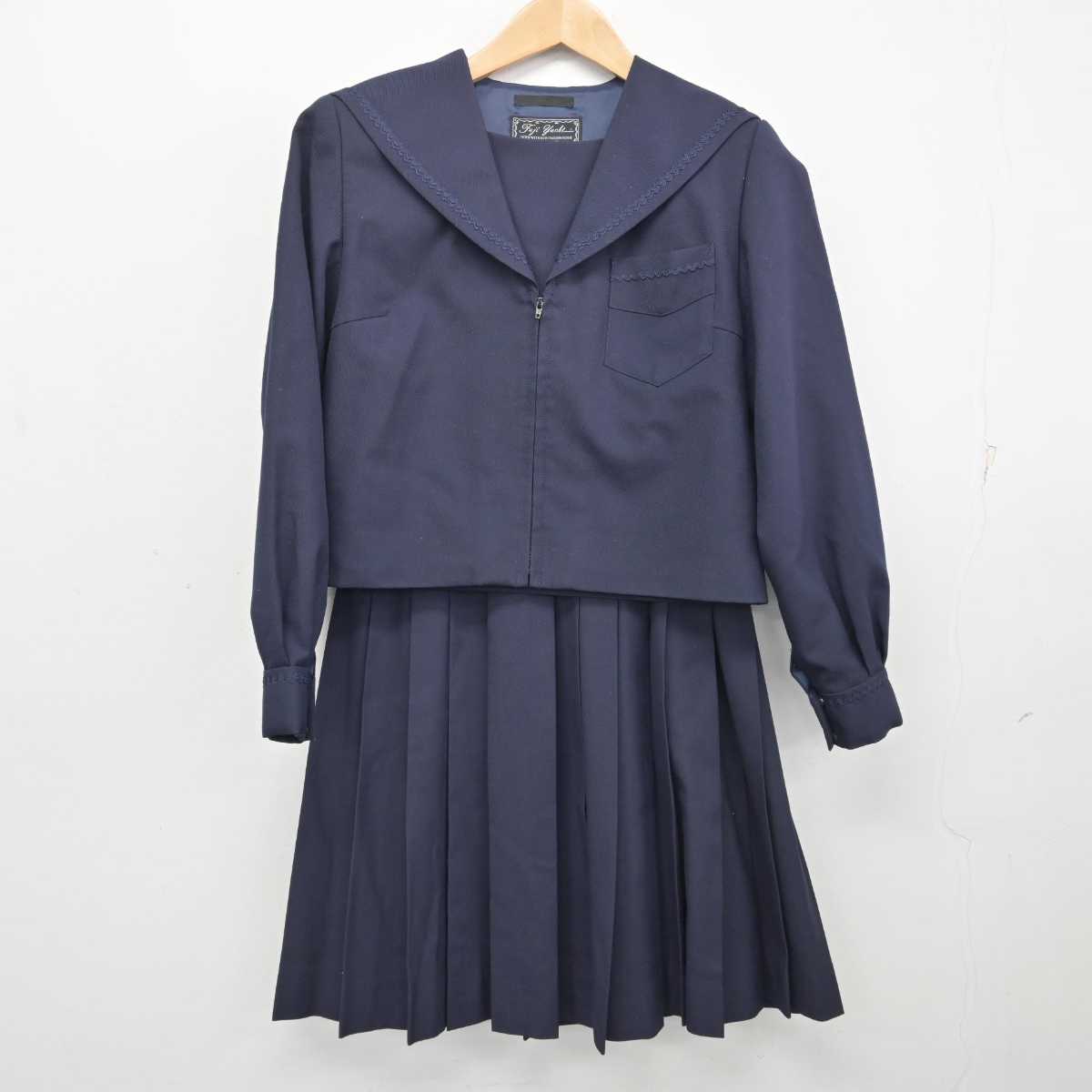 【中古】北海道 深堀中学校 女子制服 2点 セーラー服・スカート Sf089159 中古制服通販パレイド