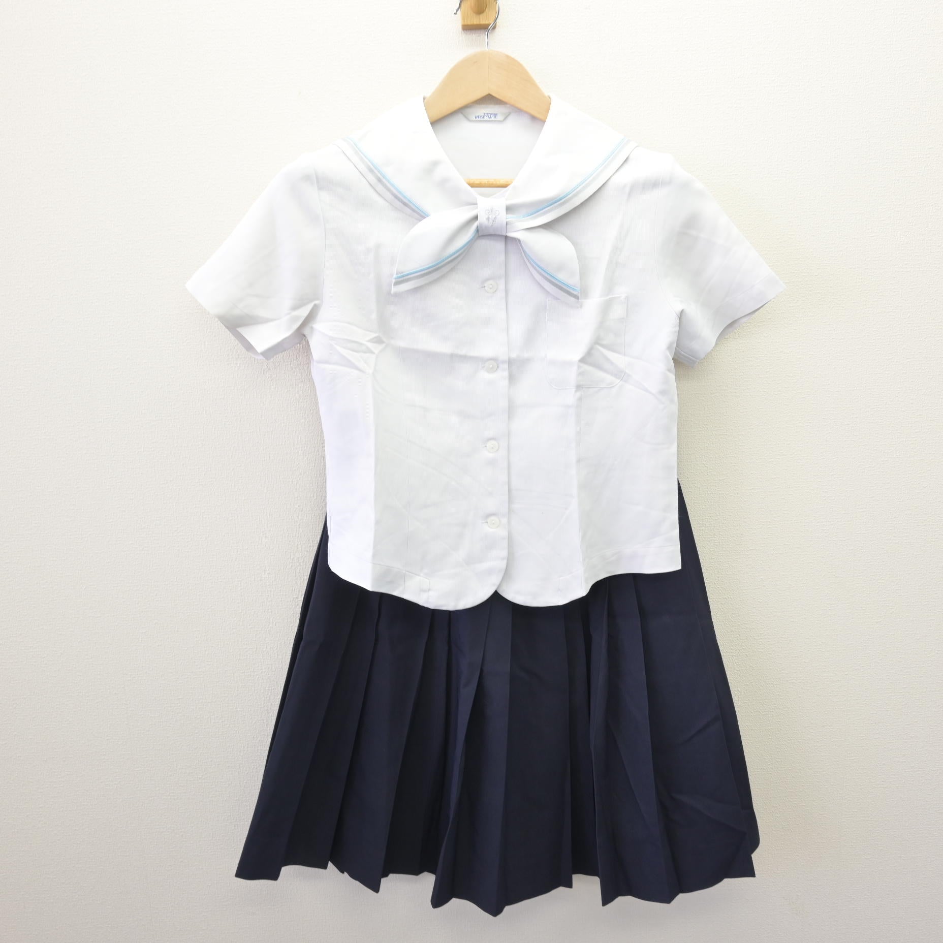 【中古】京都府 京都聖母学院中学校・高等学校 女子制服 3点 セーラー服・スカート Sf110358 中古制服通販パレイド