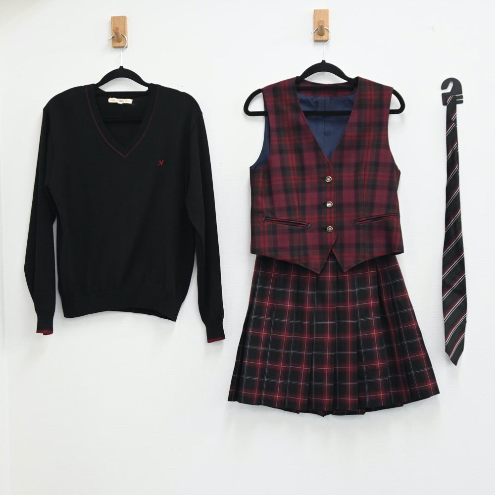 【中古制服】東京都 中村中学校 女子制服 4点(ニット・ベスト・スカート)sf001577【リサイクル学生服】 中古制服通販パレイド