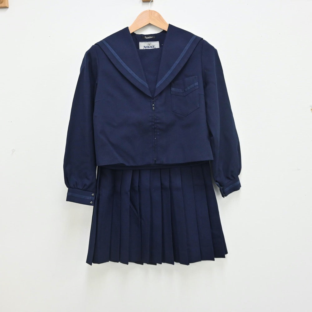 【中古制服】奈良県 斑鳩町町立斑鳩中学校 女子制服 2点（セーラー服・スカート）sf010835【リサイクル学生服】 中古制服通販パレイド