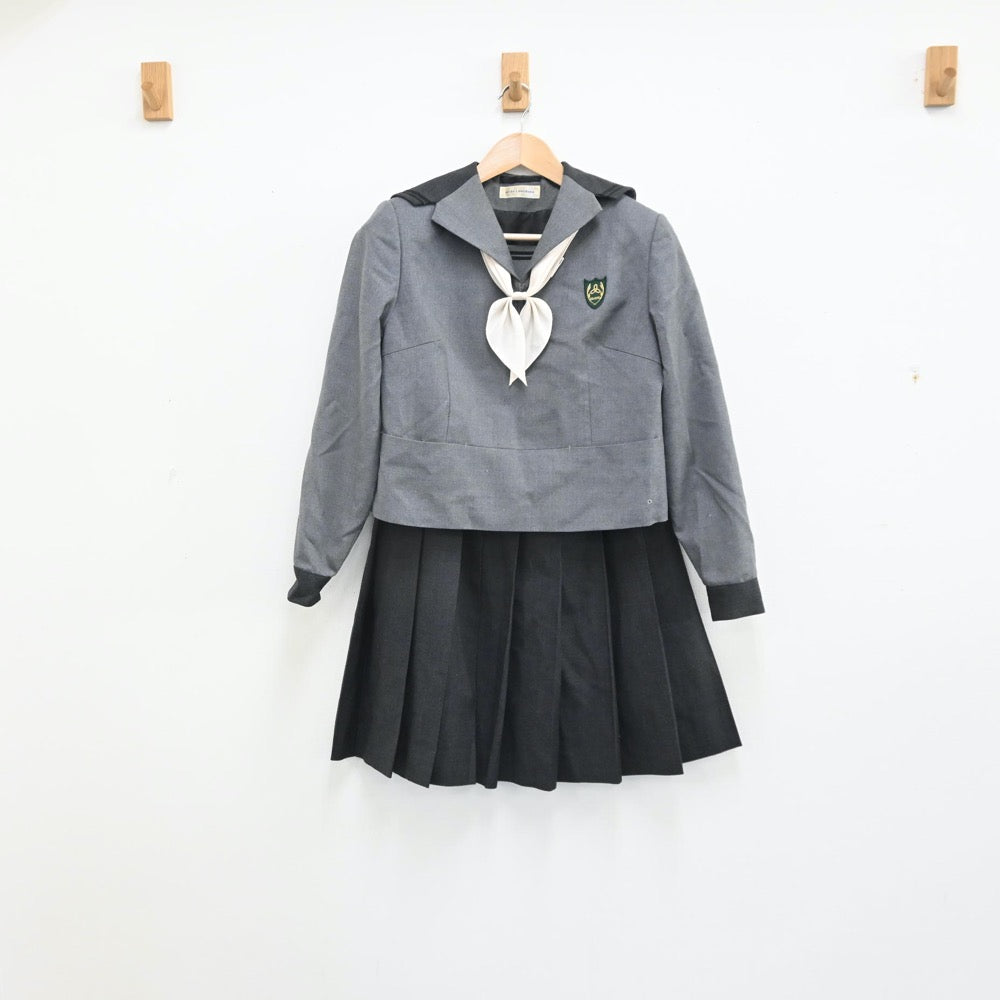【中古制服】岡山県 山陽学園中学校 女子制服 3点（セーラー服・スカート）sf011026【リサイクル学生服】 中古制服通販パレイド