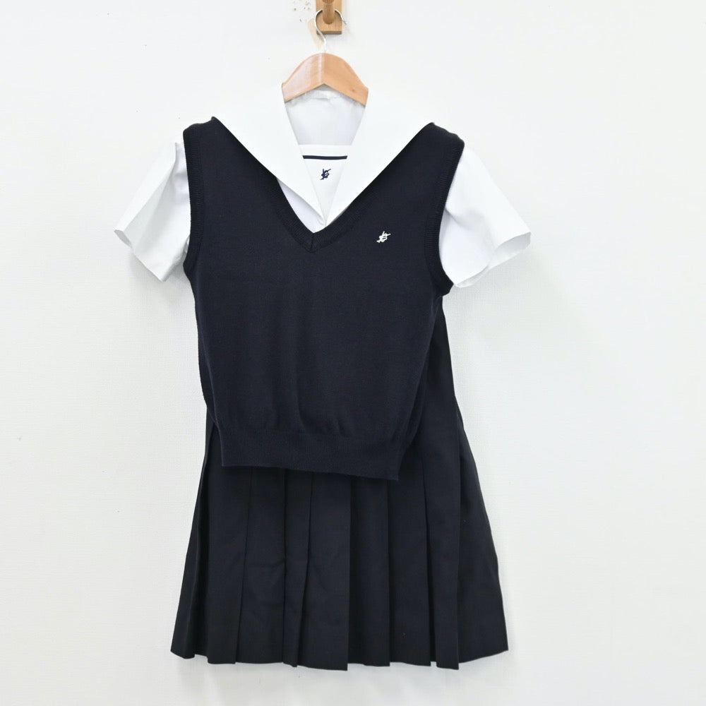 【中古制服】福岡県 福岡魁誠高等学校 女子制服 3点(セーラー服・ニットベスト・スカート)sf012103【リサイクル学生服】 中古制服