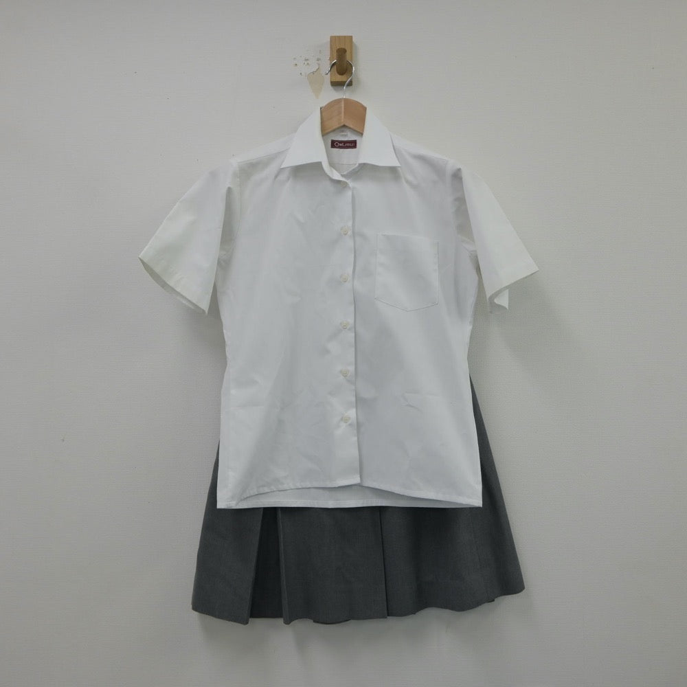 【中古制服】東京都 東京都立日比谷高等学校 女子制服 2点（シャツ・スカート）sf015423【リサイクル学生服】 中古制服通販パレイド