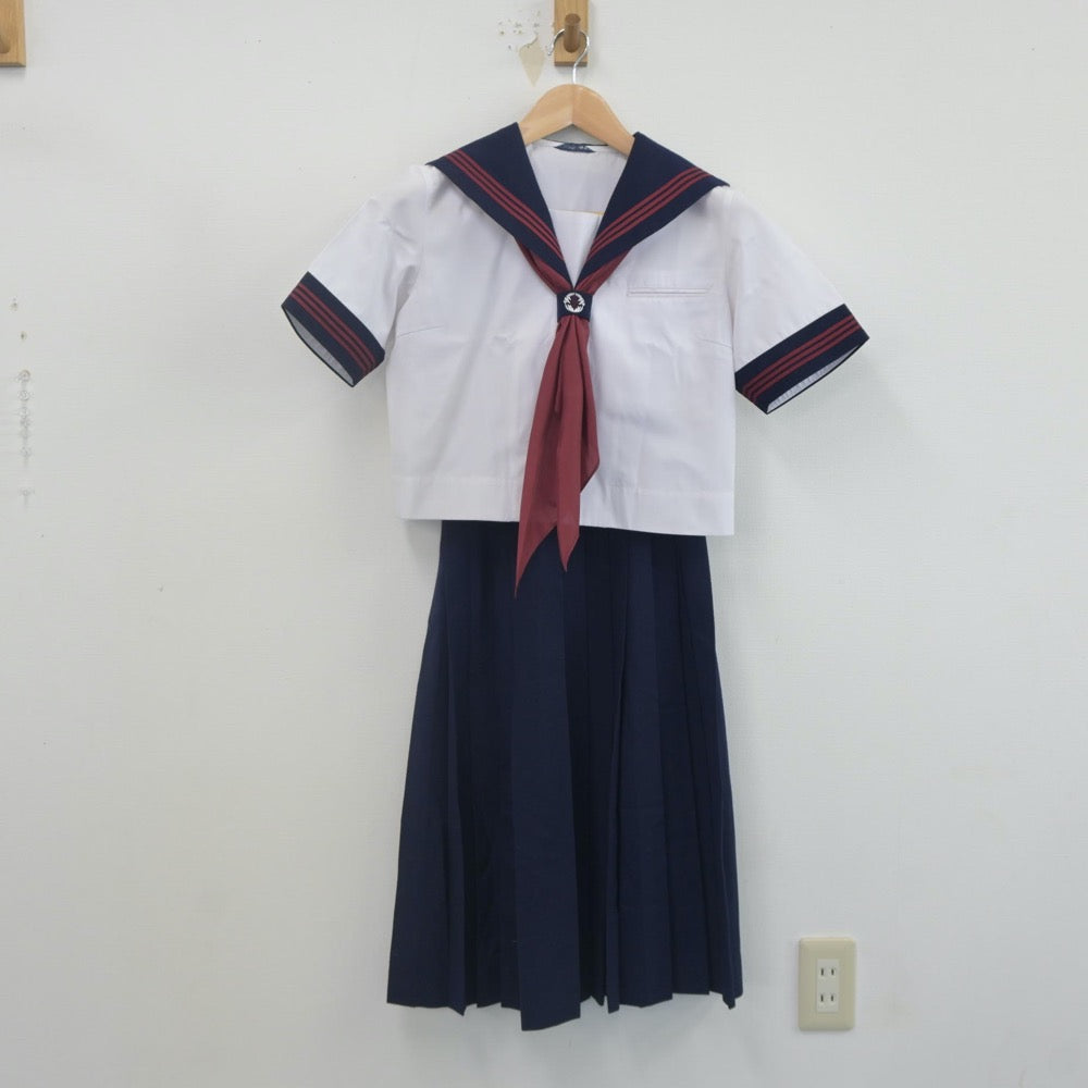 【中古制服】埼玉県 大谷中学校 女子制服 4点(セーラー服・スカート)sf022511【リサイクル学生服】 中古制服通販パレイド