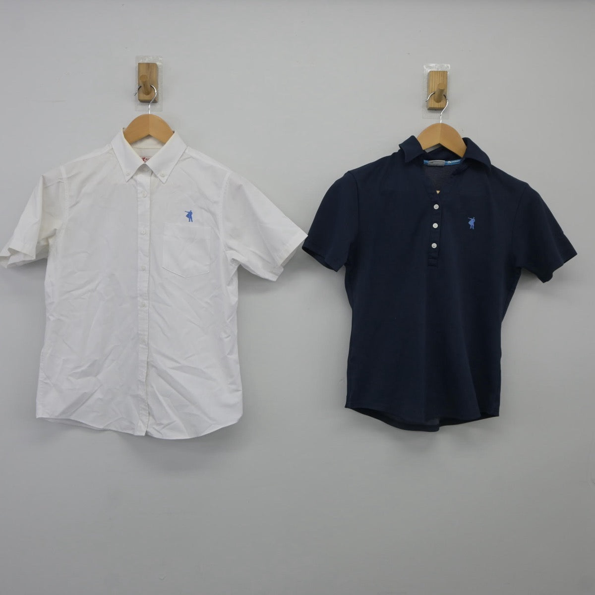 【中古制服】兵庫県 クラーク記念国際高等学校 女子制服 2点（シャツ・シャツ）sf025329【リサイクル学生服】 中古制服通販パレイド