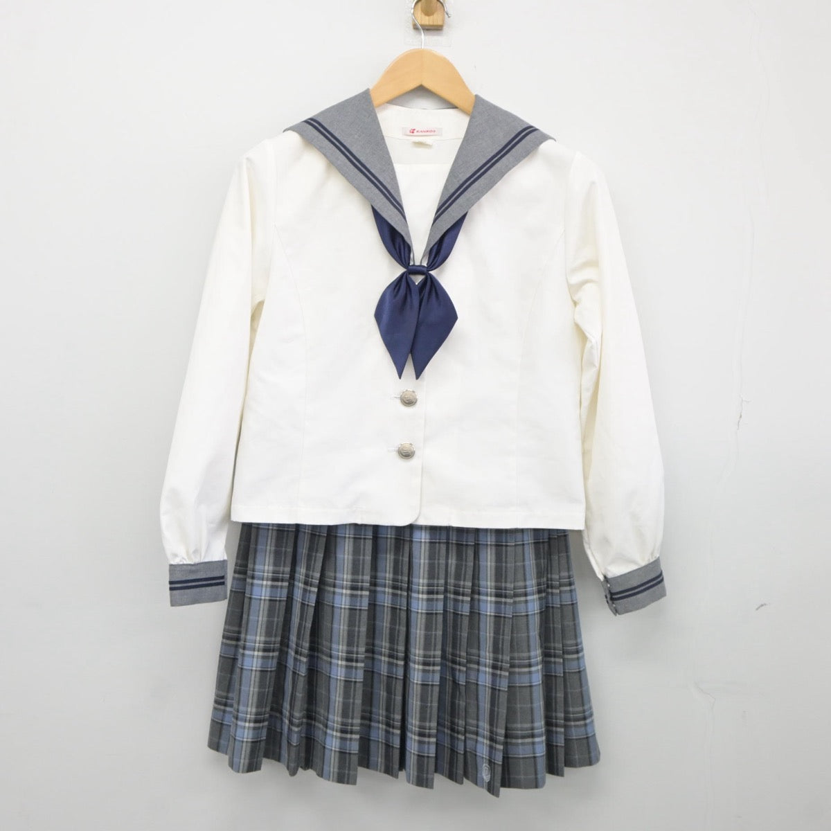 【中古制服】広島県 進徳女子高等学校 女子制服 3点（セーラー服・スカート）sf025360【リサイクル学生服】 中古制服通販パレイド