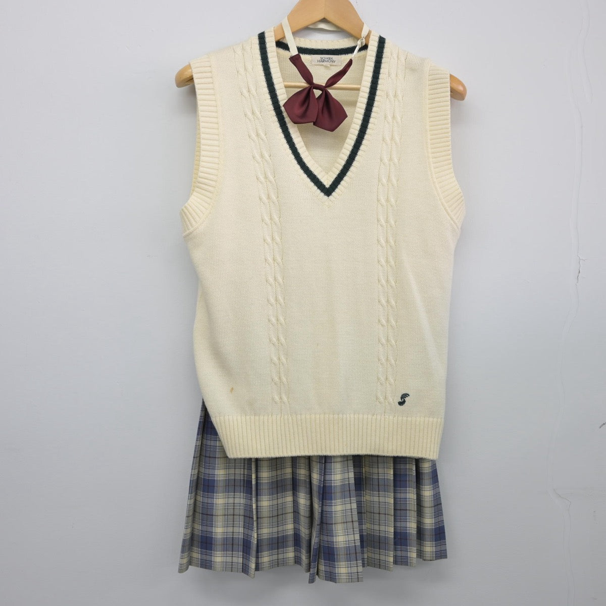 【中古制服】東京都 淑徳巣鴨中学高等学校 女子制服 3点(ニットベスト・スカート)sf025526【リサイクル学生服】 中古制服通販パレイド
