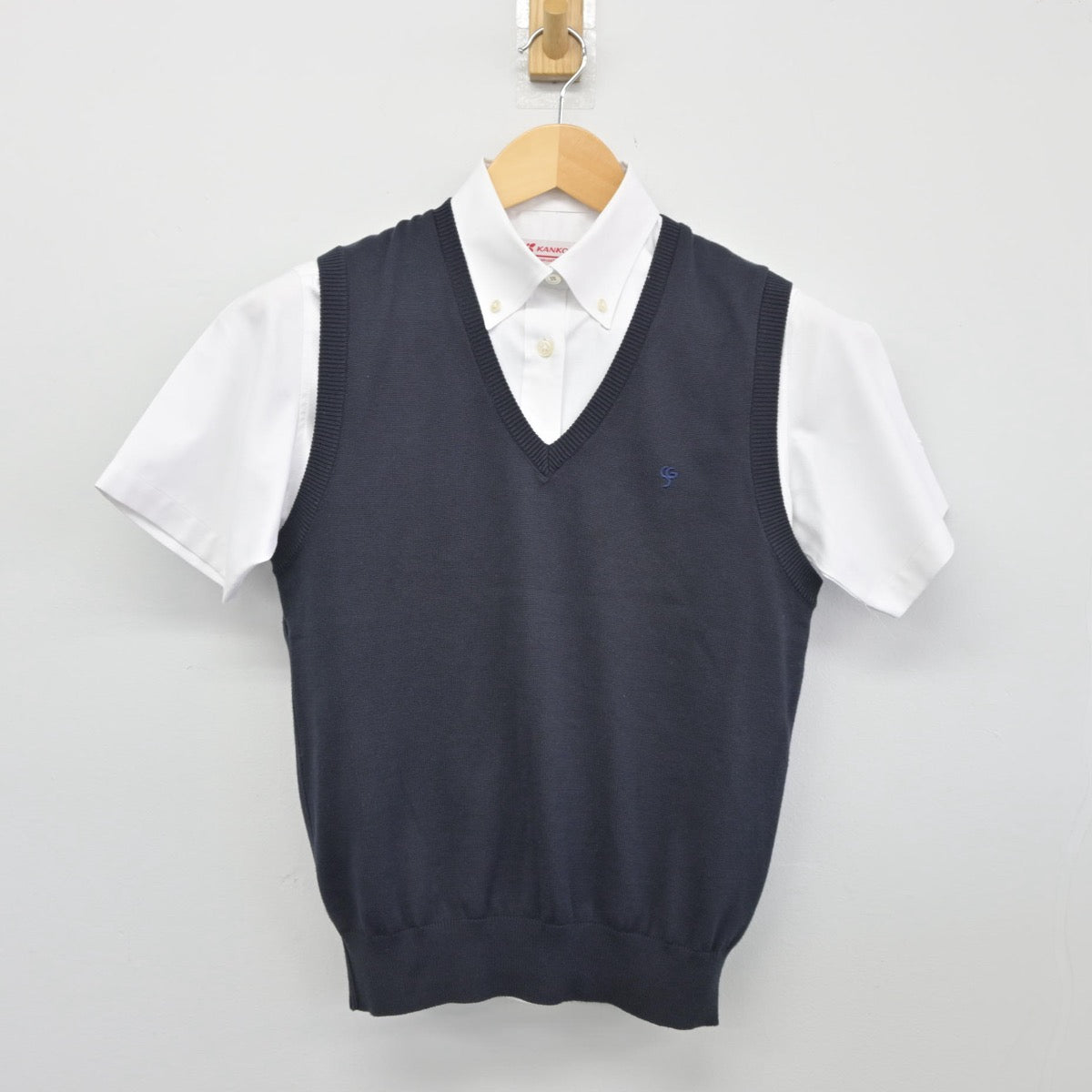 【中古制服】兵庫県 須磨学園高等学校 女子制服 2点（ニットベスト・シャツ）sf025673【リサイクル学生服】 中古制服通販パレイド