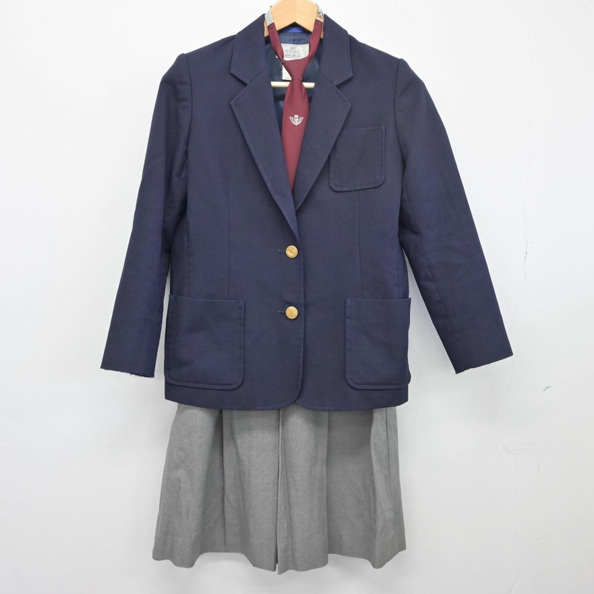 【中古制服】秋田県 秋田大学教育文化学部附属中学校 女子制服 4点（ブレザー・ベスト・スカート）sf025882【リサイクル学生服】 中古