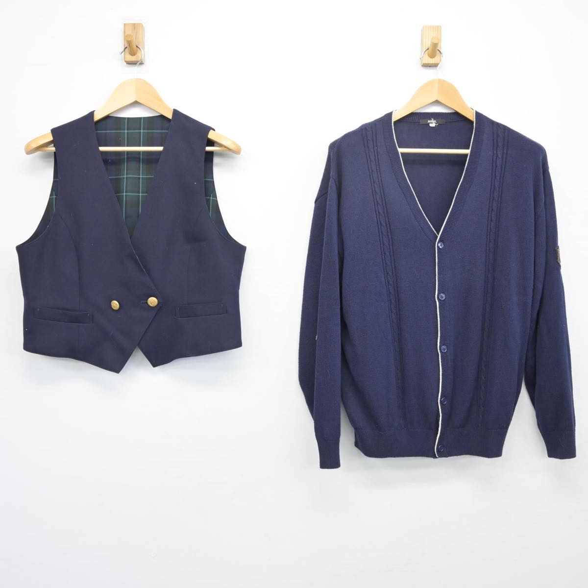 【中古制服】埼玉県 山村国際高等学校 女子制服 2点（ニット・ベスト）sf025887【リサイクル学生服】 中古制服通販パレイド