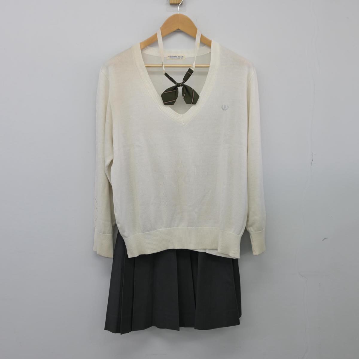 【中古制服】東京都 日本大学第二高等学校 女子制服 4点（ニット・スカート）sf026360【リサイクル学生服】 中古制服通販パレイド