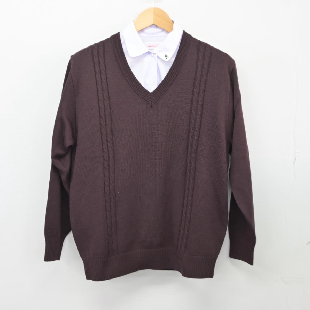 【中古制服】兵庫県 明石高等学校 女子制服 2点(ニット・シャツ)sf026394【リサイクル学生服】 中古制服通販パレイド