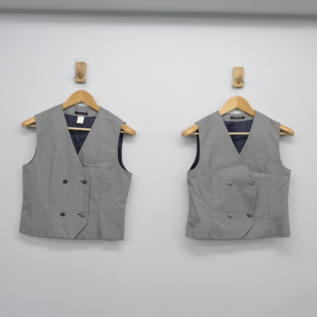 【中古制服】兵庫県 宝塚北高等学校 女子制服 2点（ベスト・ベスト）sf026522【リサイクル学生服】 中古制服通販パレイド