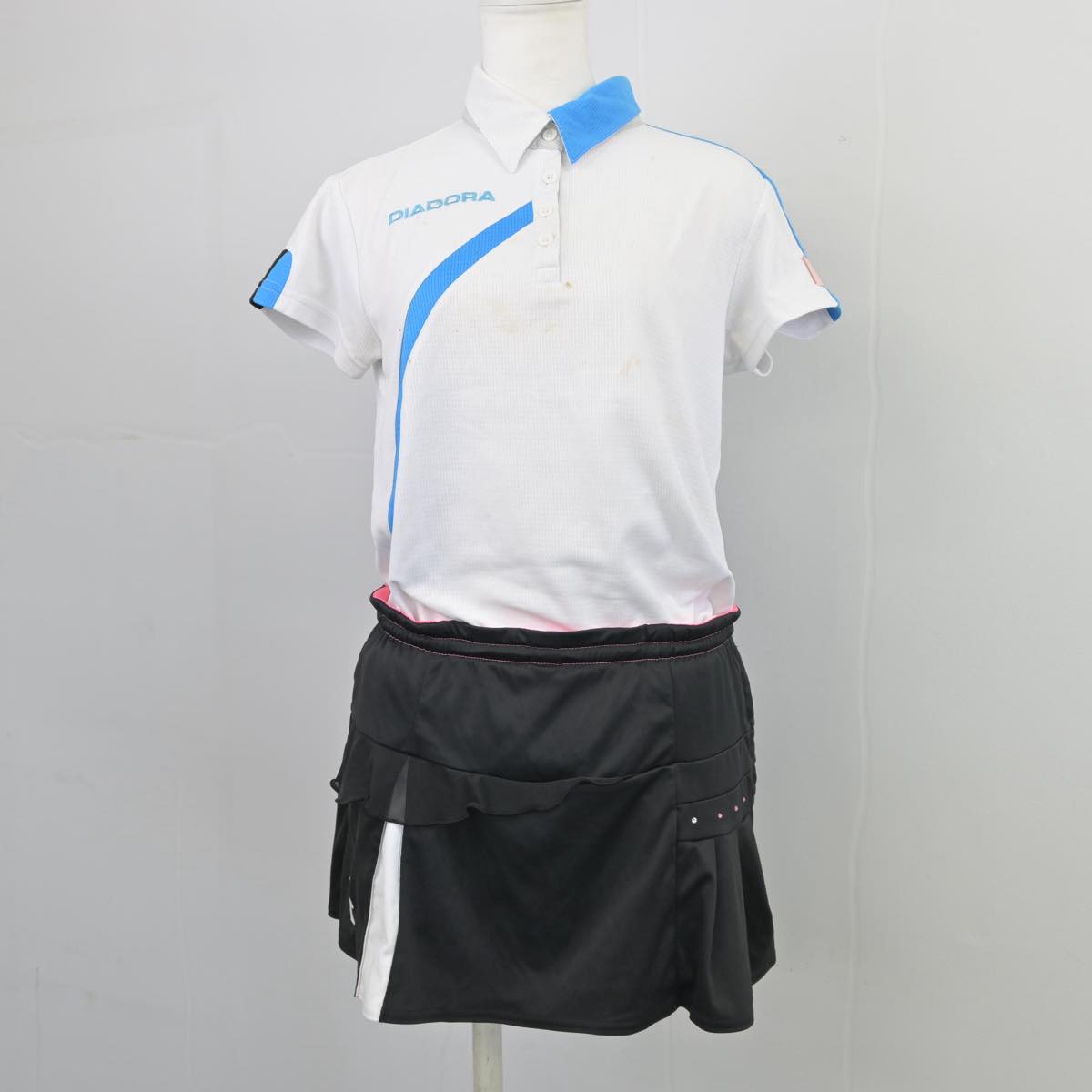 【中古制服】東京都 日本大学第二高等学校硬式テニス部ユニフォーム 女子制服 2点(部活ユニフォーム 上・部活ユニフォーム 下