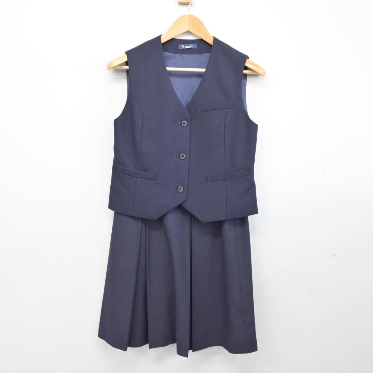 【中古制服】静岡県 静岡市立南中学校 女子制服 2点(ベスト・スカート)sf026688【リサイクル学生服】 中古制服通販パレイド