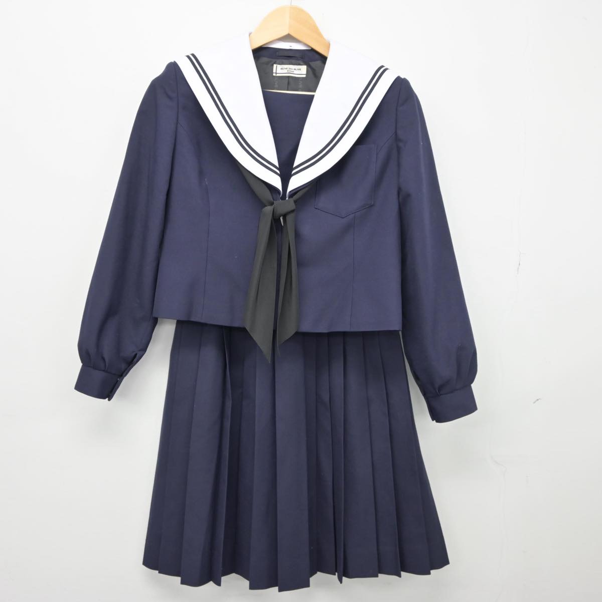 【中古制服】愛知県 長久手市立北中学校 女子制服 3点（セーラー服・スカート）sf026869【リサイクル学生服】 中古制服通販パレイド