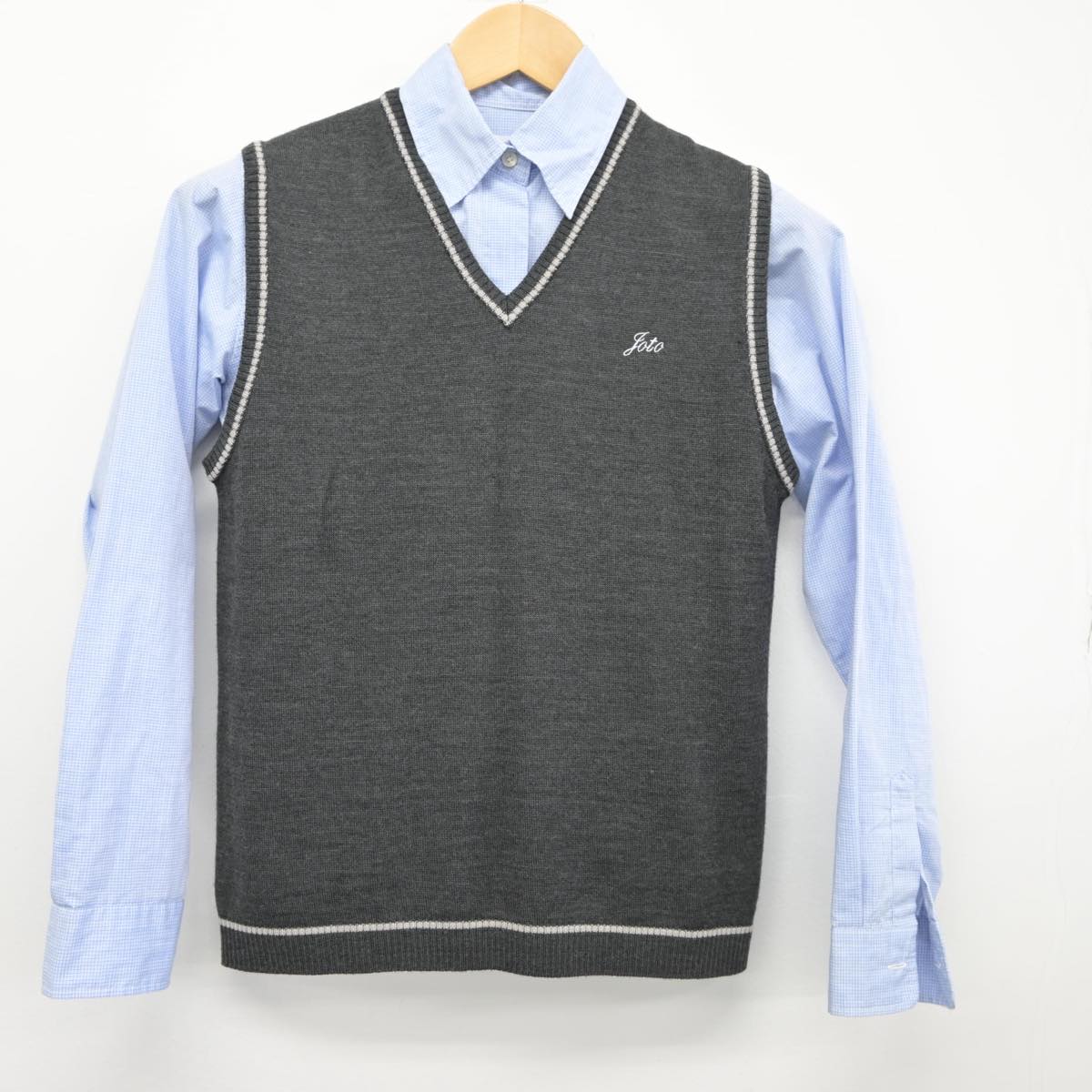 【中古制服】徳島県 城東高等学校 女子制服 2点（シャツ・ニットベスト）sf027118【リサイクル学生服】 中古制服通販パレイド