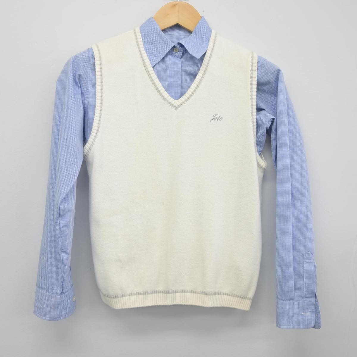 【中古制服】徳島県 城東高等学校 女子制服 2点(シャツ・ニットベスト)sf027119【リサイクル学生服】 中古制服通販パレイド