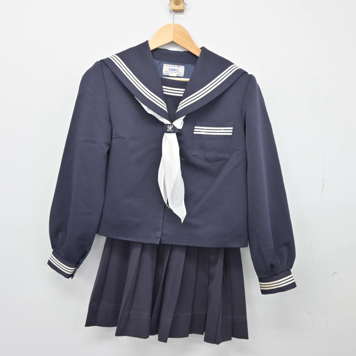 【中古制服】滋賀県 双葉中学校 女子制服 3点（セーラー服・スカート）sf027153【リサイクル学生服】 中古制服通販パレイド