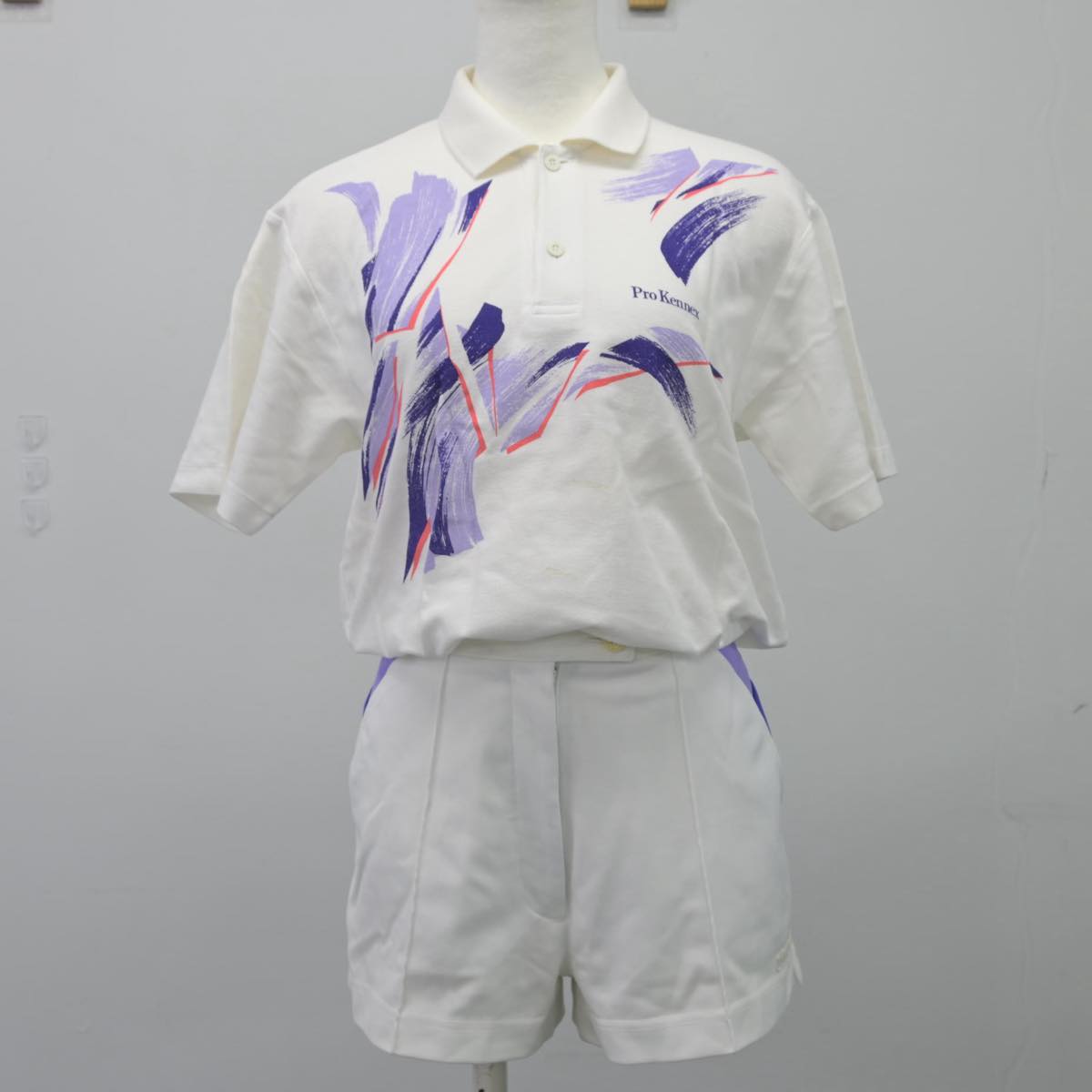 【中古制服】東京都 日本体育大学桜華中学校・高等学校バドミントン部ユニフォーム 女子制服 2点（部活ユニフォーム 上・部活ユニフォーム 下